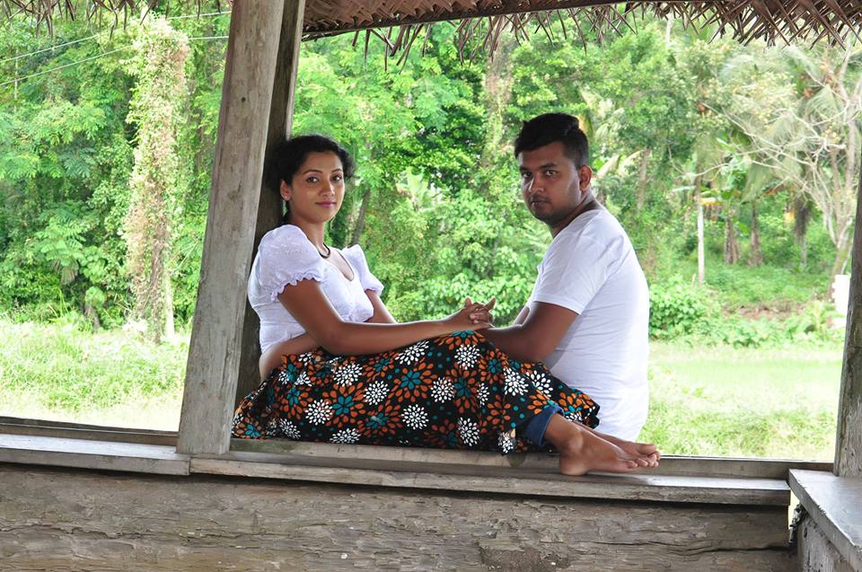 redda hatte dress with wedding pree shoot - pre wedding shoot sri lanka