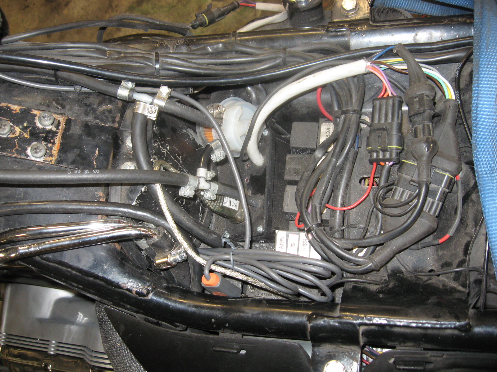 motomatin projektit: DIY injection for Harley FLH