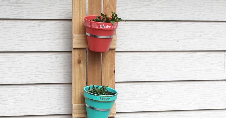 Must Make: Narrow Vertical Garden Planter | Brooklyn Limestone
