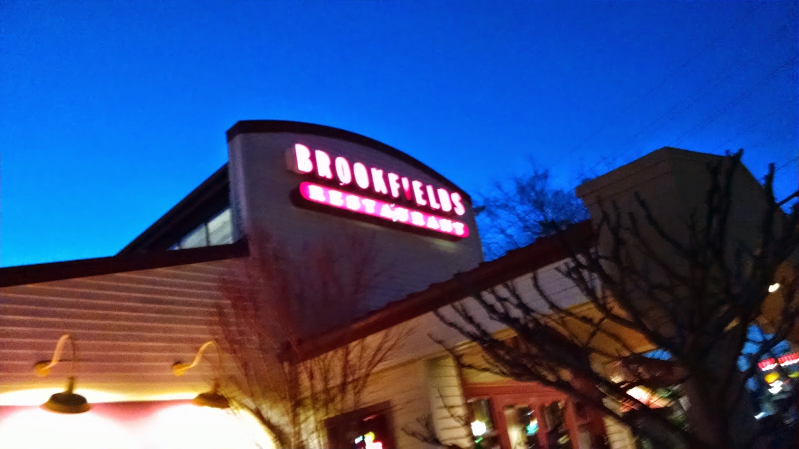 Sacramento CA: Brookfields Restaurant