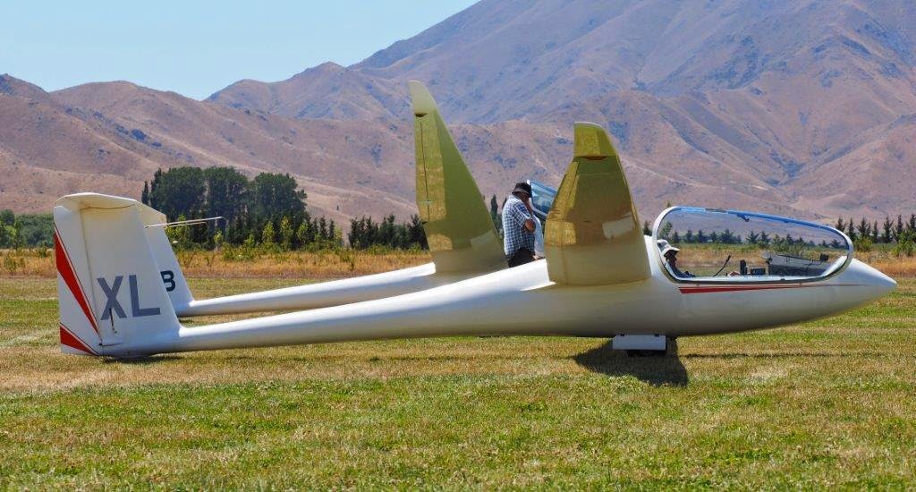 NZ Civil Aircraft: Bargeldo1 on gliders # 3