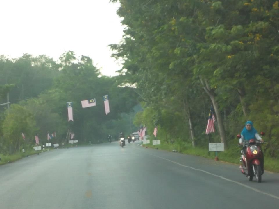 Patani: Derita Yang Tak Kunjung Usai: Selatan Thailand "Masyarakat ...