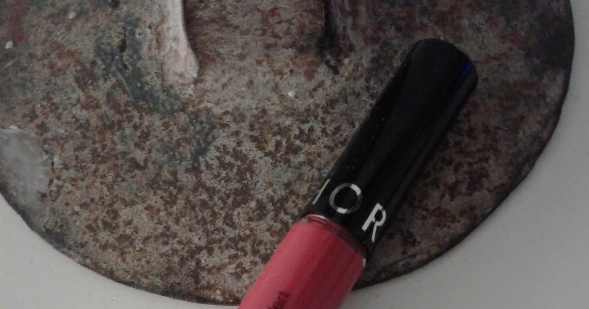 Une nana lambda: Crash test du rouge velouté sans transfert de chez ...