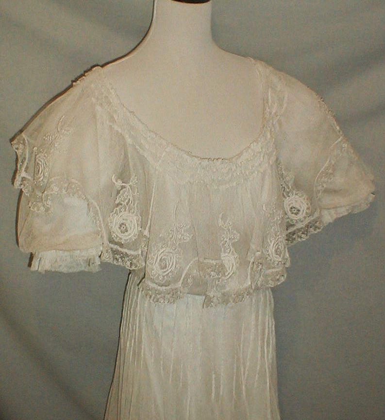 All The Pretty Dresses: White Edwardian Lace Dress