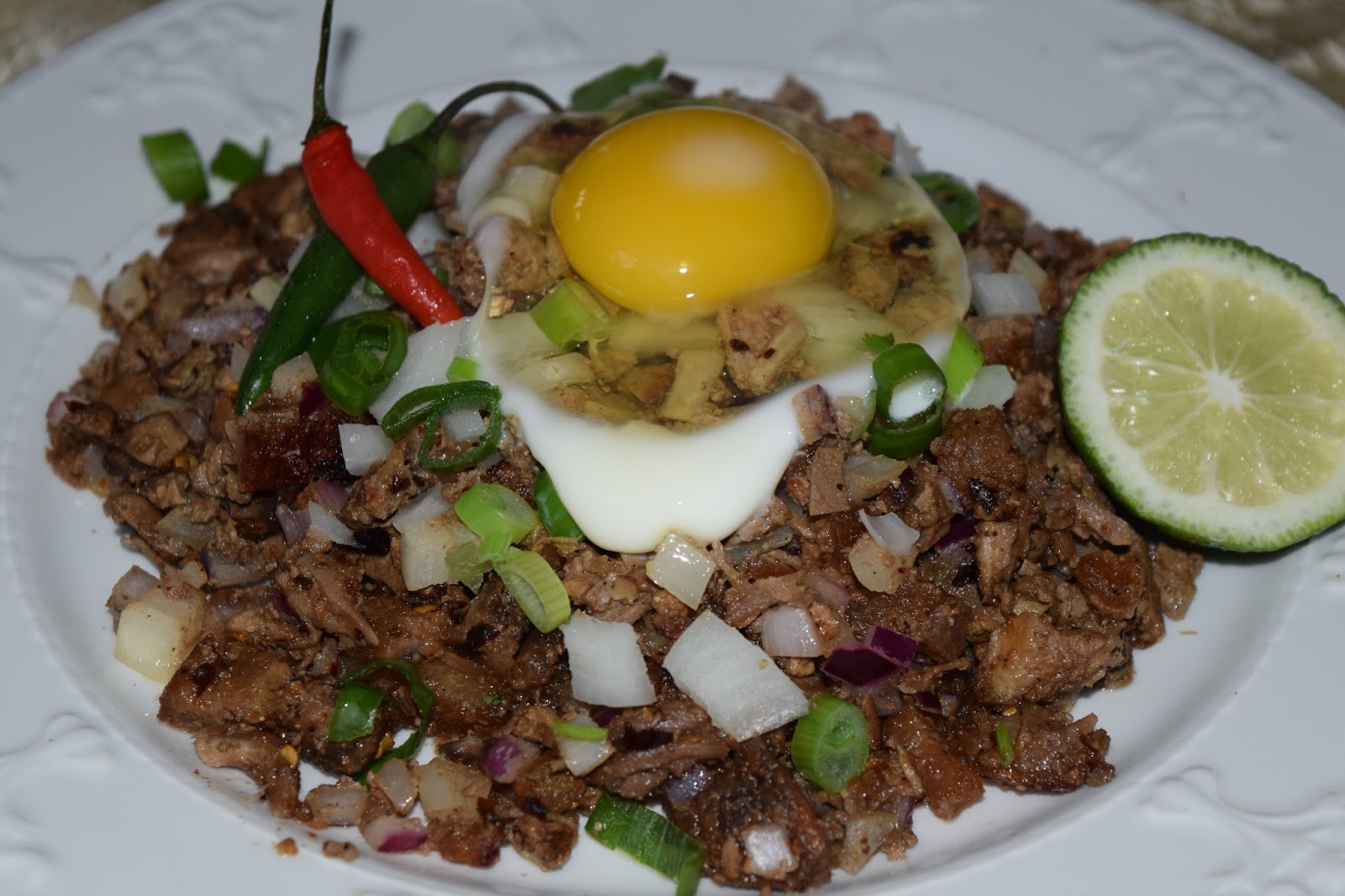 Filipino Food Aficionado: Pork Sisig (Sour and Spicy Chopped Pork Belly ...