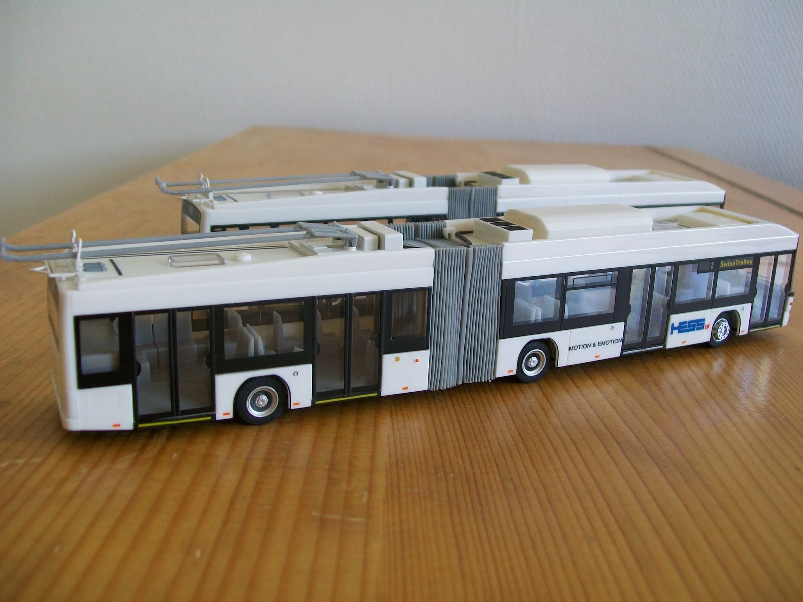busamoi: Swiss Trolley HESS , 1/87 Motion & Emotion