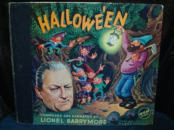 Pop Focus: See and hear classic Halloween records!