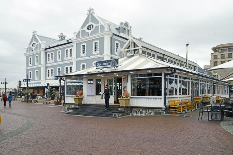 .: John Collins Wines Annual Trade Tasting at Den Anker Restaurant ...