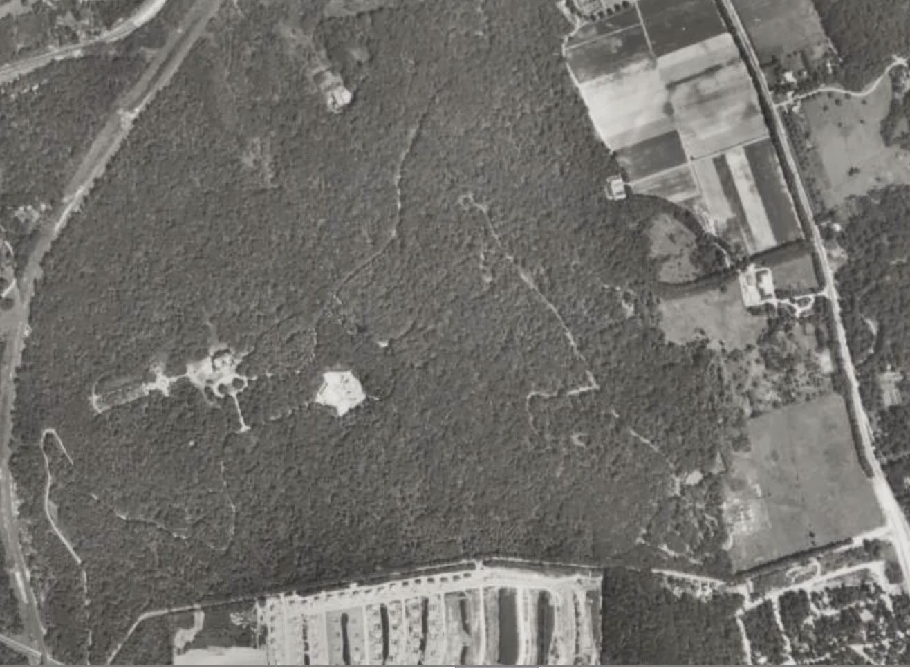 Old Long Island: 'Harbor Hill' Aerial