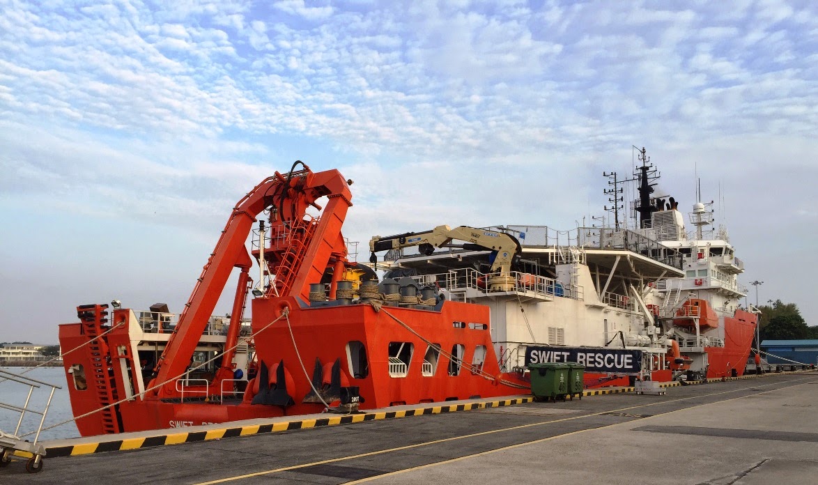 Susan's Blog: SAF50 - Boarding onto The Republic of Singapore Navy Ship ...