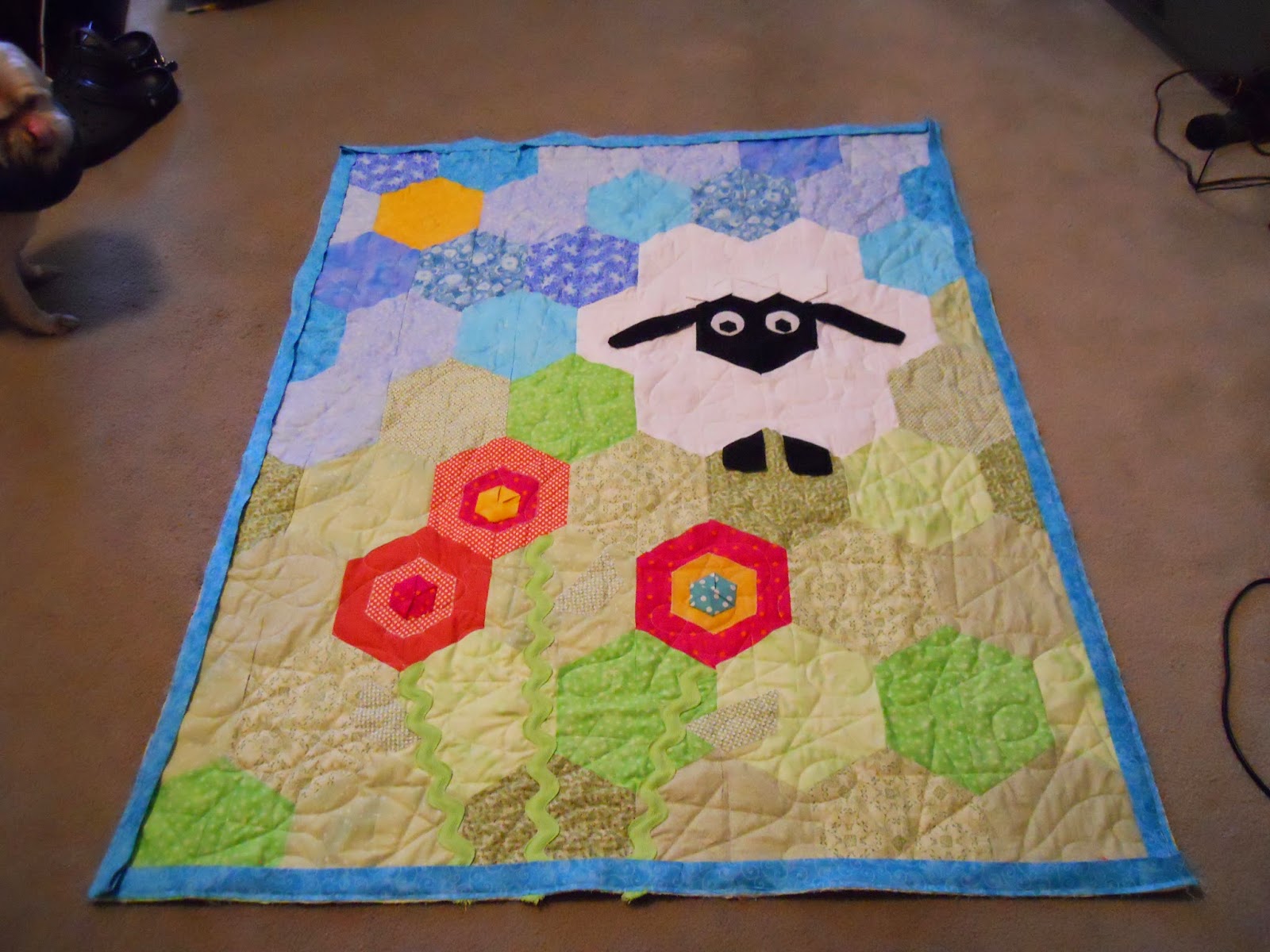 Quilter Jan: Hexagon Sheep Finished!