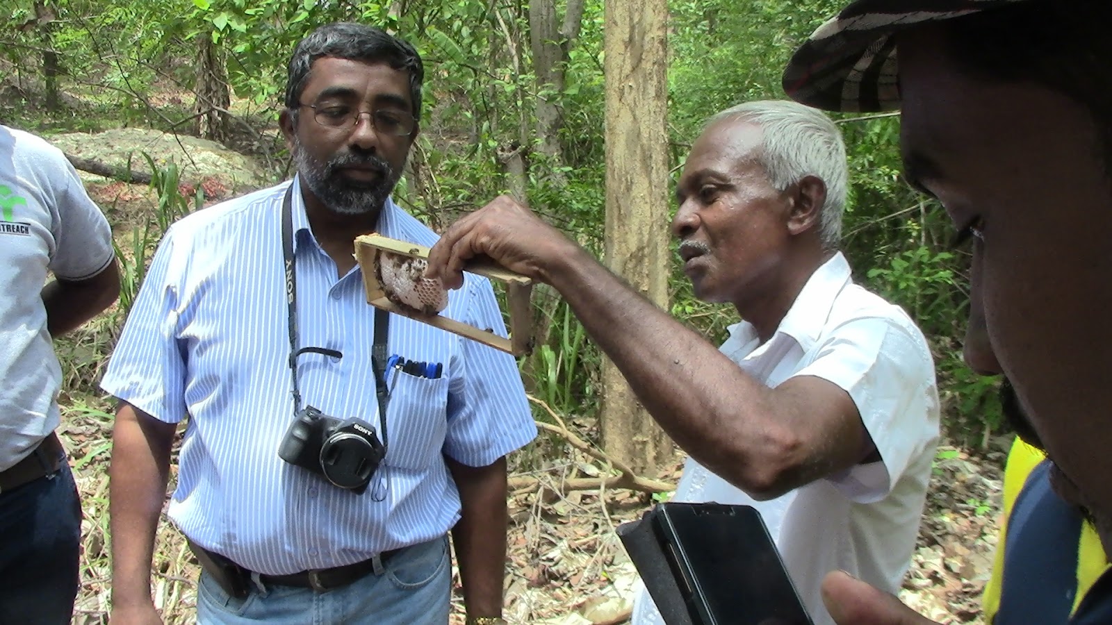 කට්ටකාඩුව : ඉටු දෙවි 'යුරු - දෙටු මහැ'දුරු