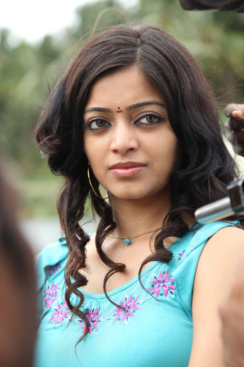 janani iyer - JungleKey.in Image #150
