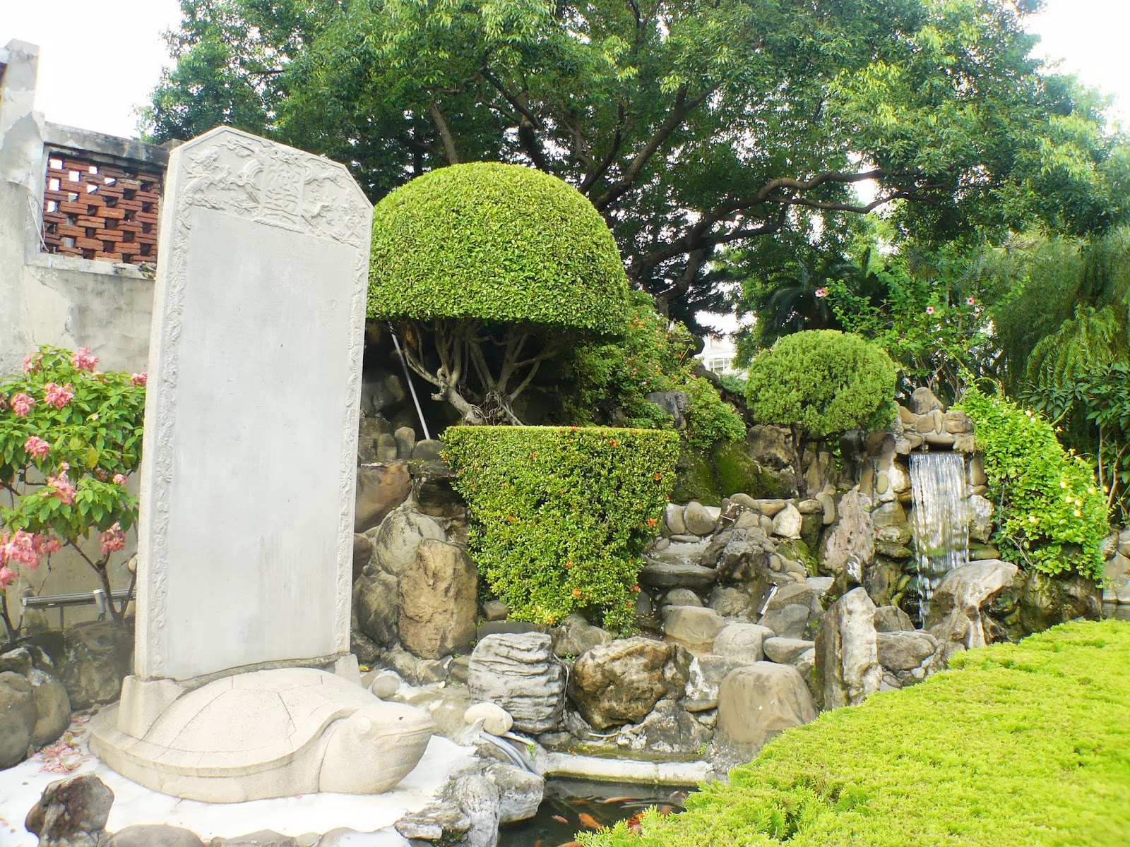 Chaos and Kanji: Tainan's Chihkan Towers/Fort Provintia/Sakam Tower, Taiwan