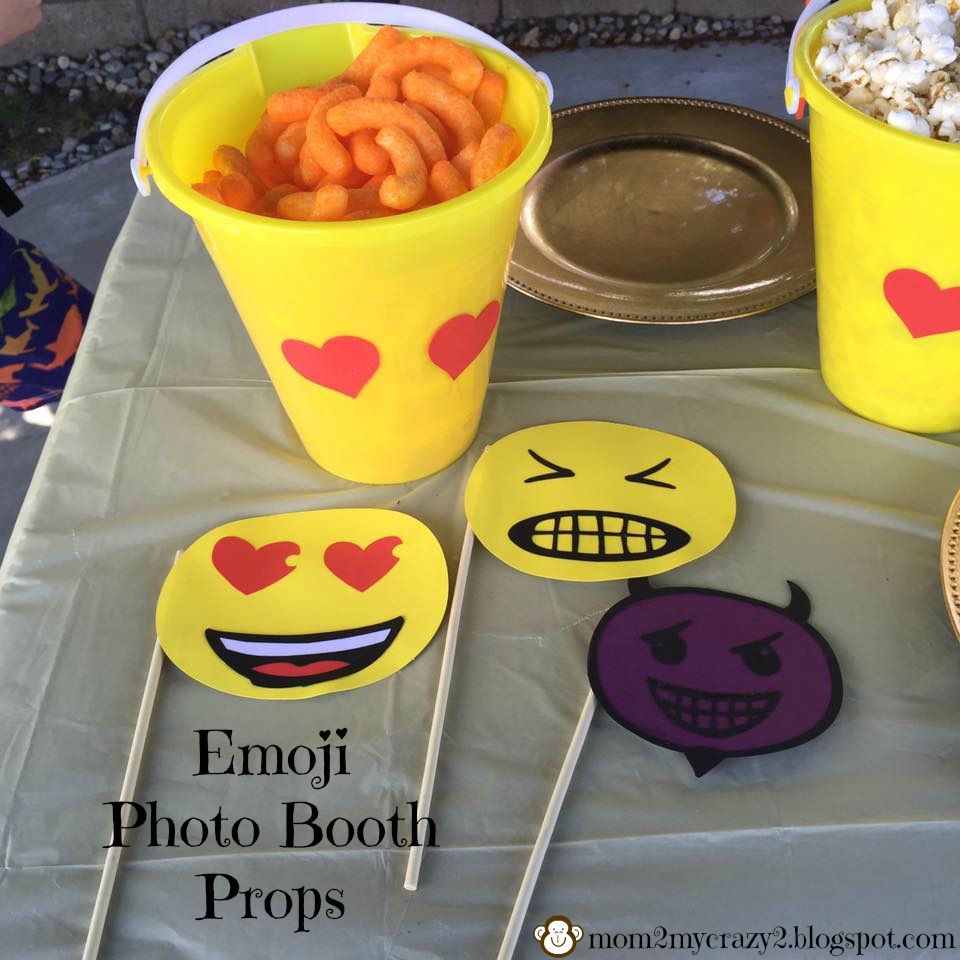 Running away? I'll help you pack.: Emoji Photo Booth Props