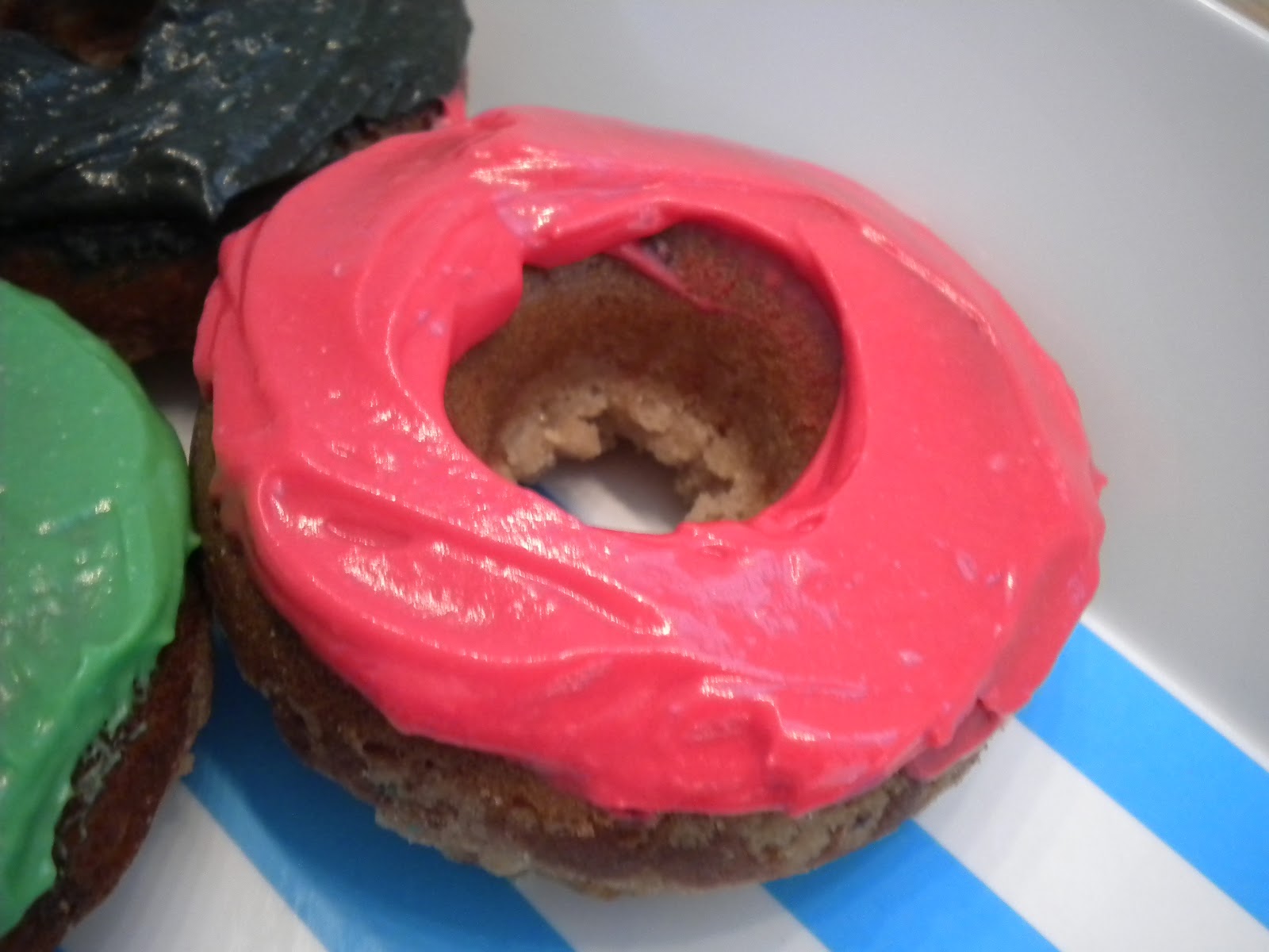 Tobins' Tastes: Olympic Rings Doughnuts