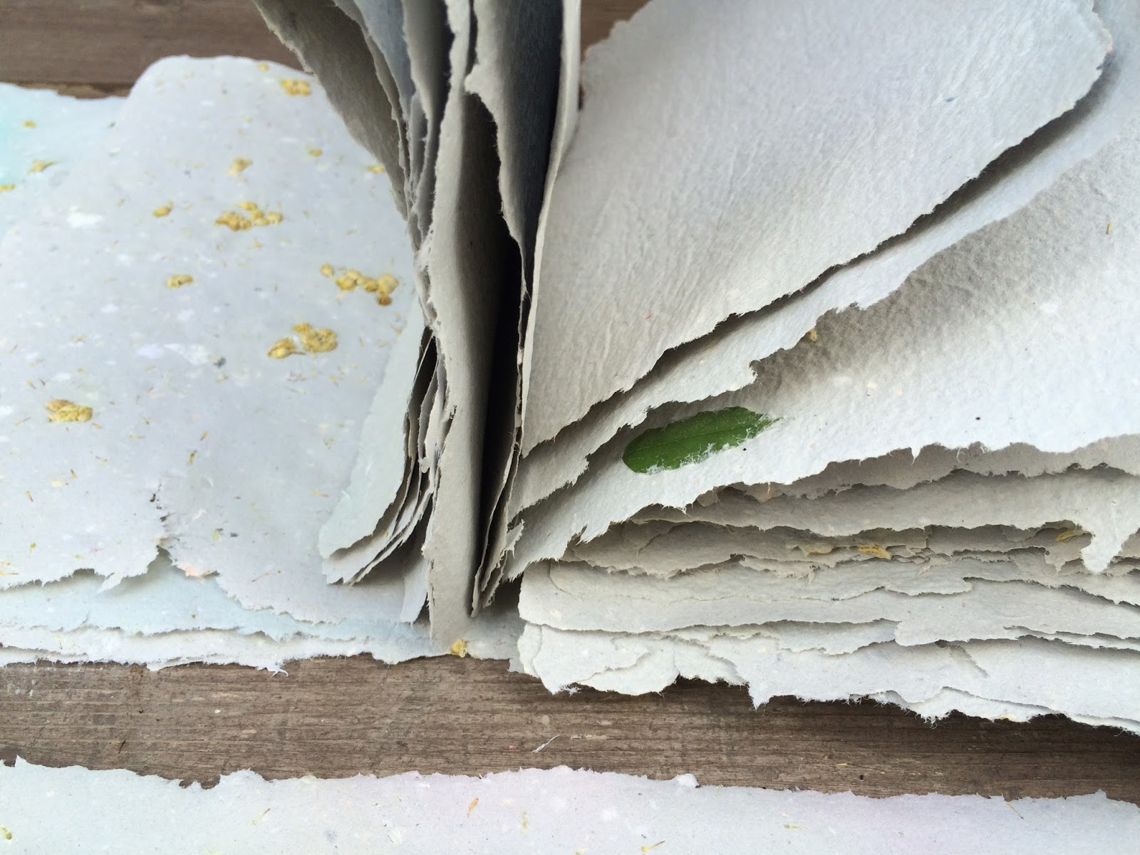 Kraftandpaper: Papel reciclado | Recycled paper