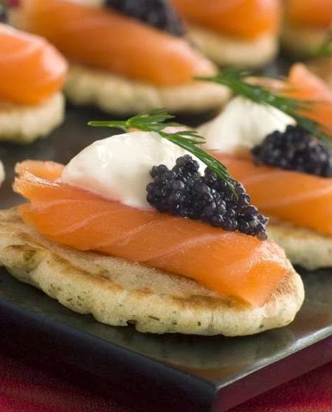 Scrumpdillyicious: Smoked Salmon Blini with Caviar, Crème Fraîche & Dill