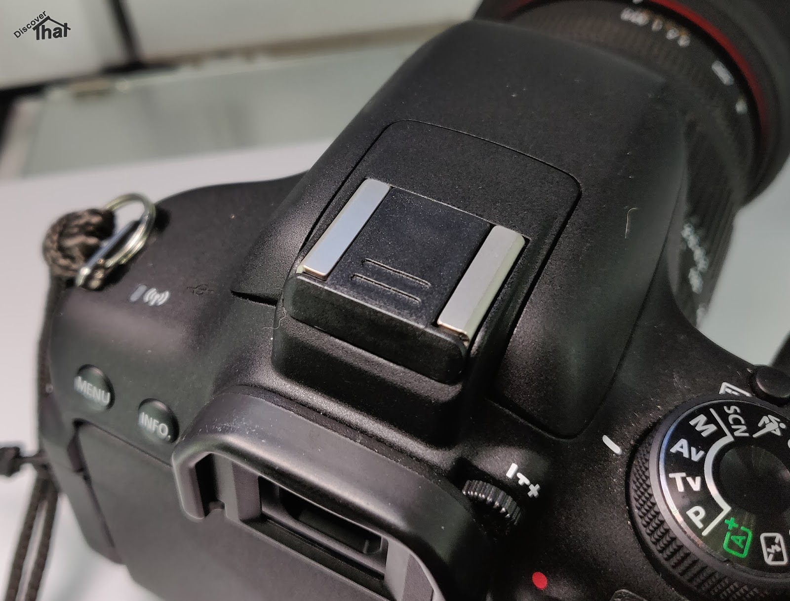 DiscoverThat - Journal: Canon DSLR hot-shoe cover