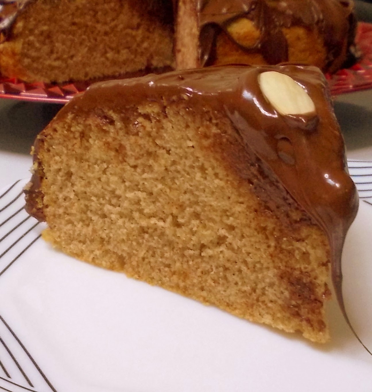 Bolo de Amêndoa com Chocolate | Receita rápida e simples de fazer