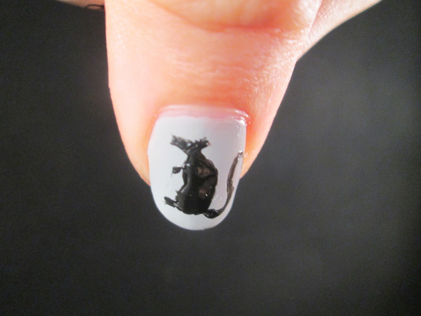 PiggieLuv: Halloween nail art - with rats!