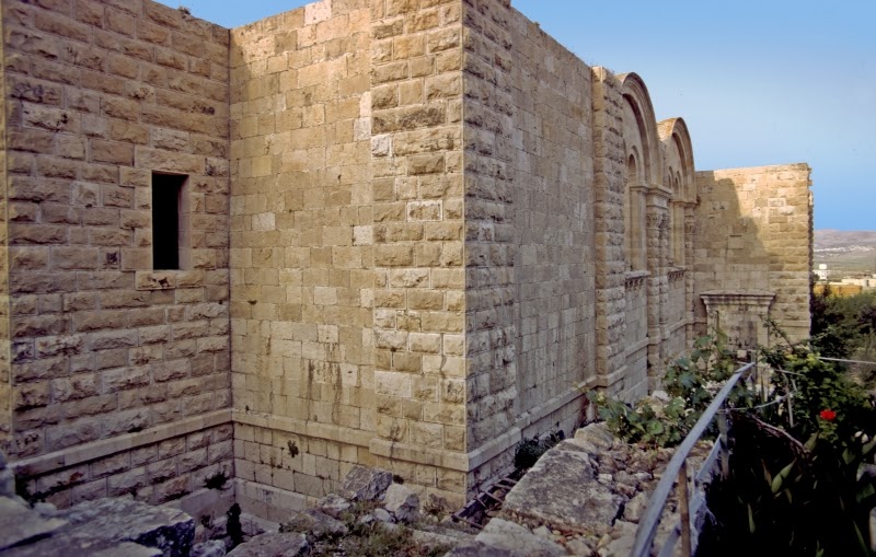 God Loves Kids: Elisha-Ben-Hadad Attacks Again