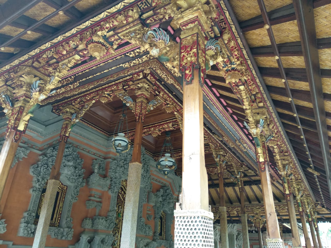 Bangunan Stil Bali: Bale Daja