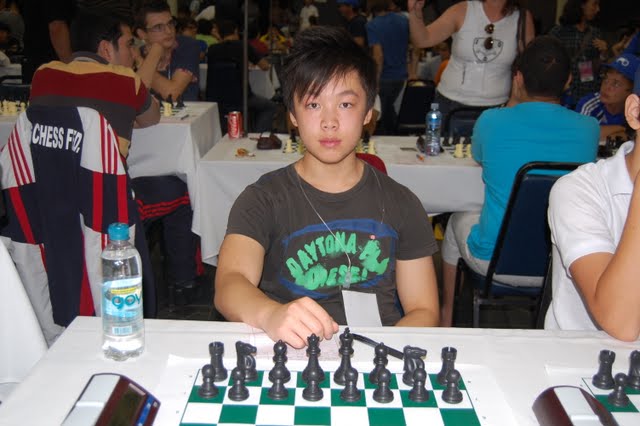 Canadian Youth Chess Team at WYCC 2011: Round 7 Photos by Zhixiang Wang
