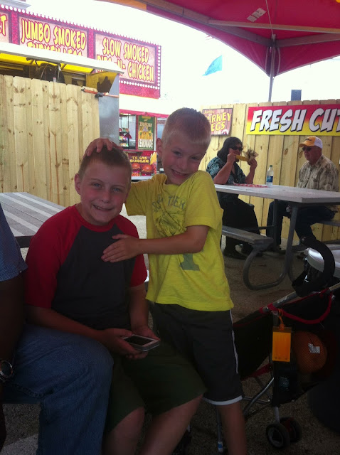 Joyful Chaos: Loving Four Special Kids: No Ordinary Weekend