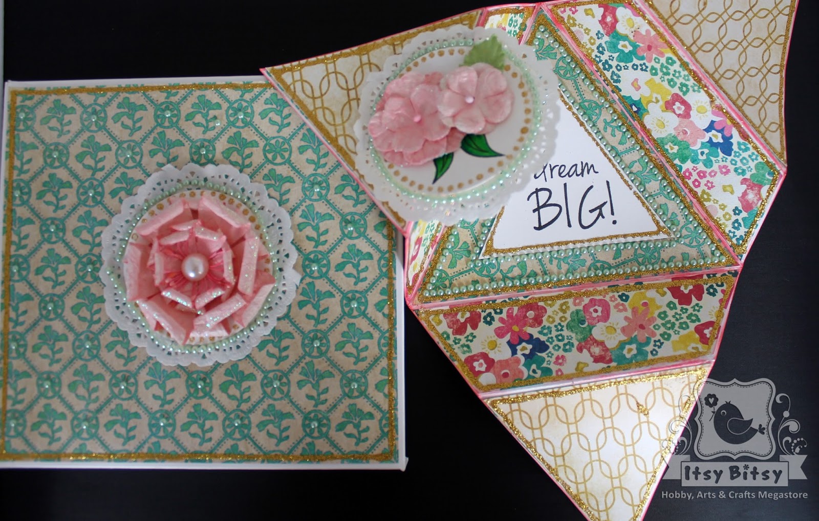 Paper Fantasees - The Craft Blog: STAR SHAPED CARD