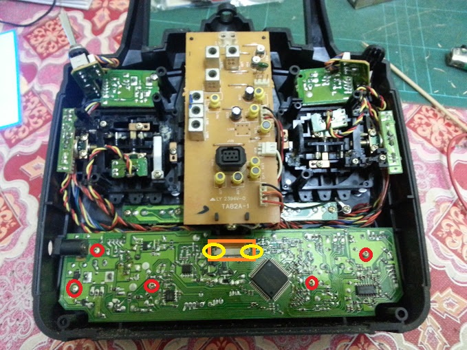 Kaysee RC World: Futaba 7CHP PPM/PCM Backlight Mod