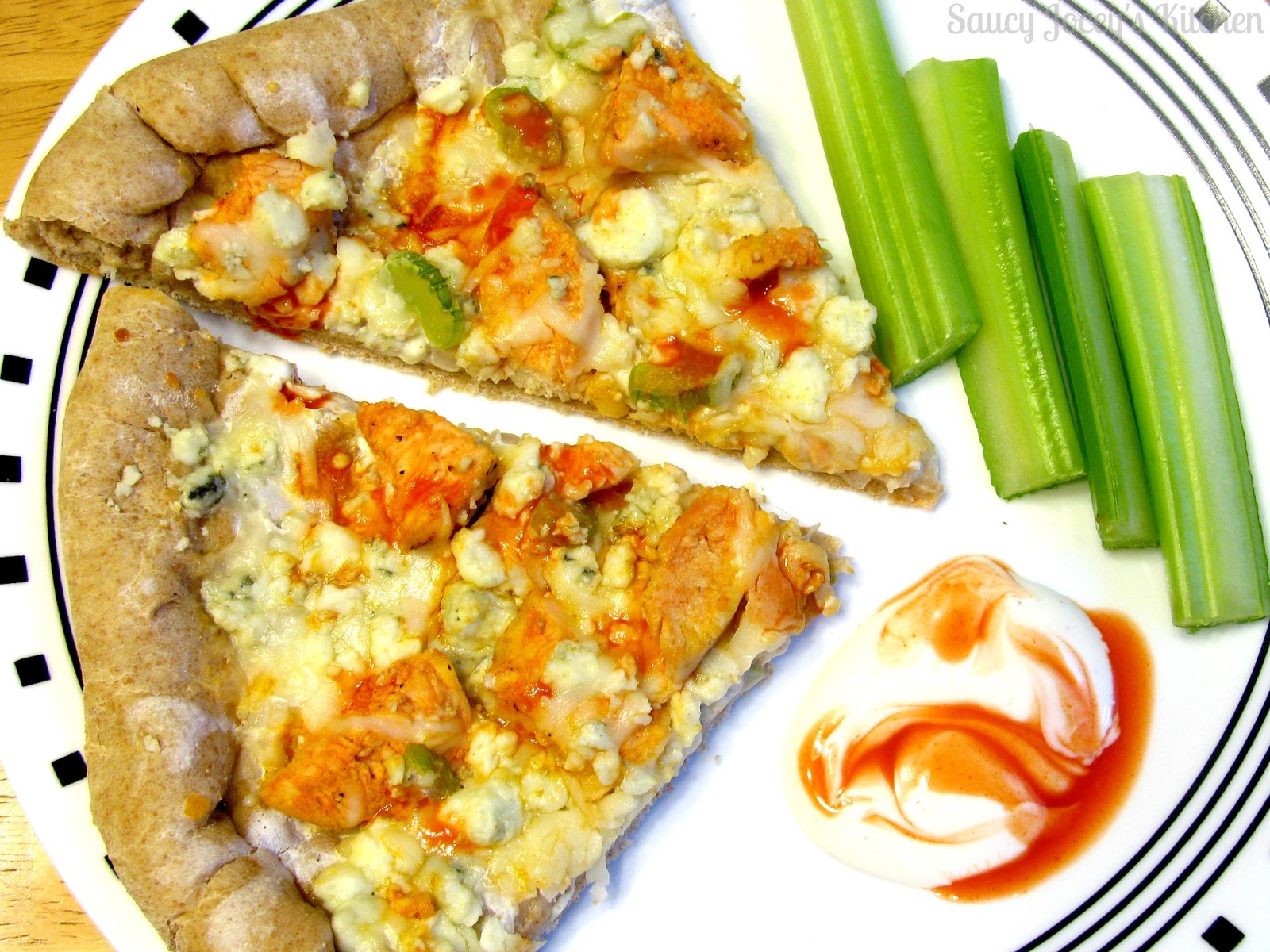 Saucy Jocey's Kitchen: Buffalo Chicken Pizza