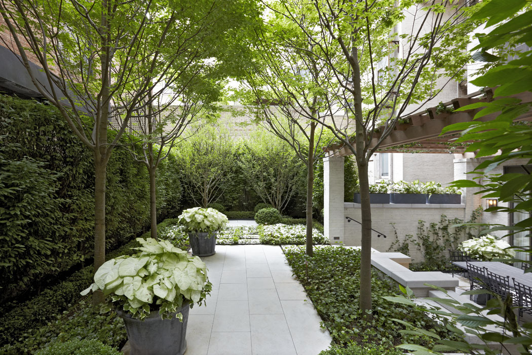 the garden: Cityscapes, Edmund Hollander Landscape Architects