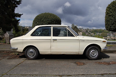 Seattle's Old Cars: 1968 Toyota Corolla