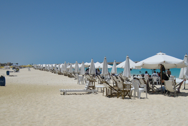 iSa7el: Nady el Sayarat Beach