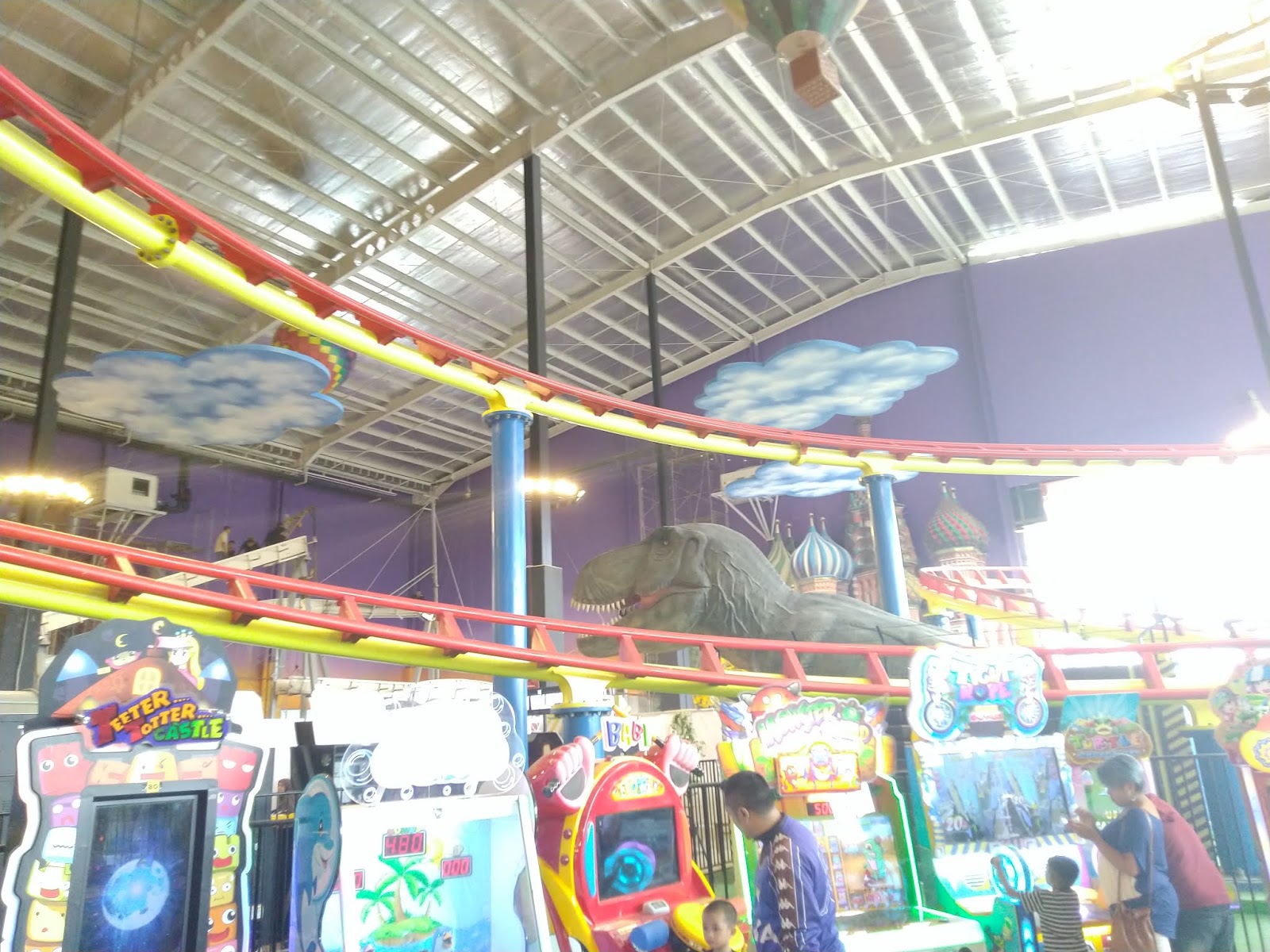 Transmart MX Mall Kota Malang - *Banjir Embun*