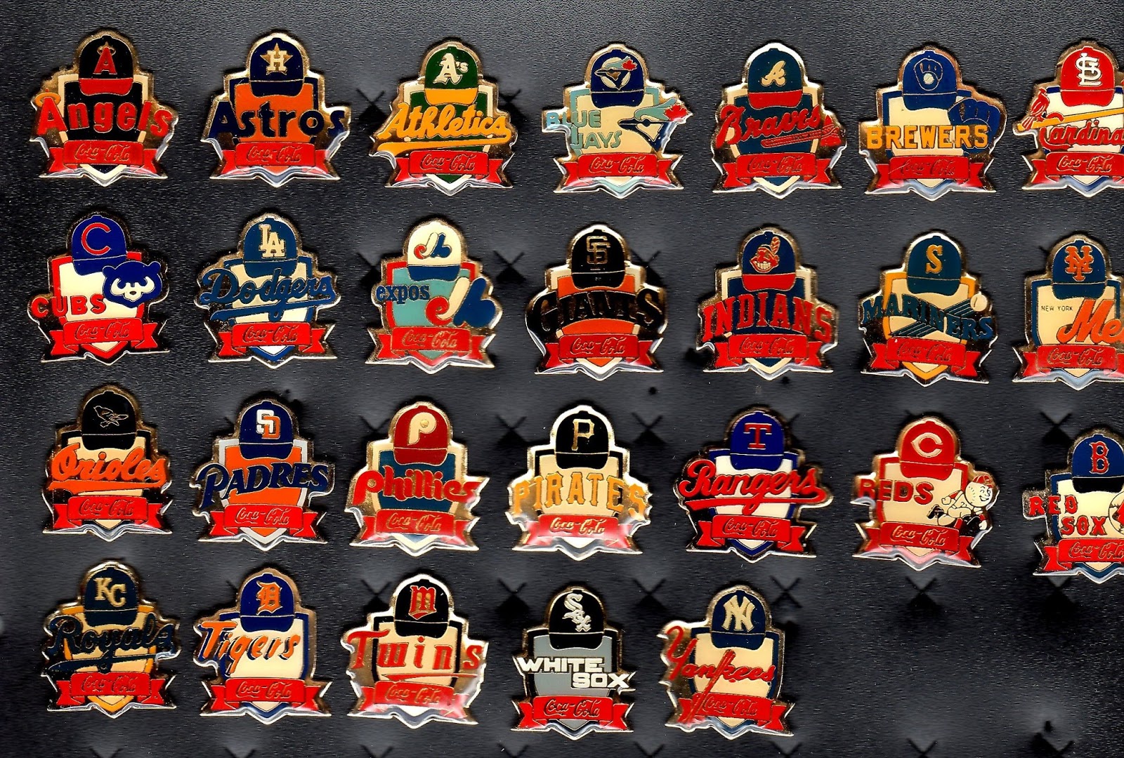 baseball pin collection display collecting : août 2013