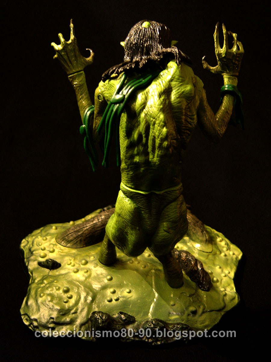 Coleccionismo 80-90: LEGEND: MEG MUCKLEBONES - SOTA Toys (2007)