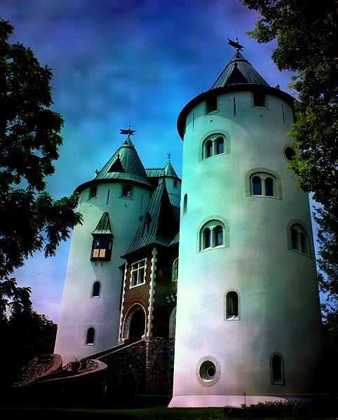 A Brit in Tennessee: A Man's Home Is His Castle