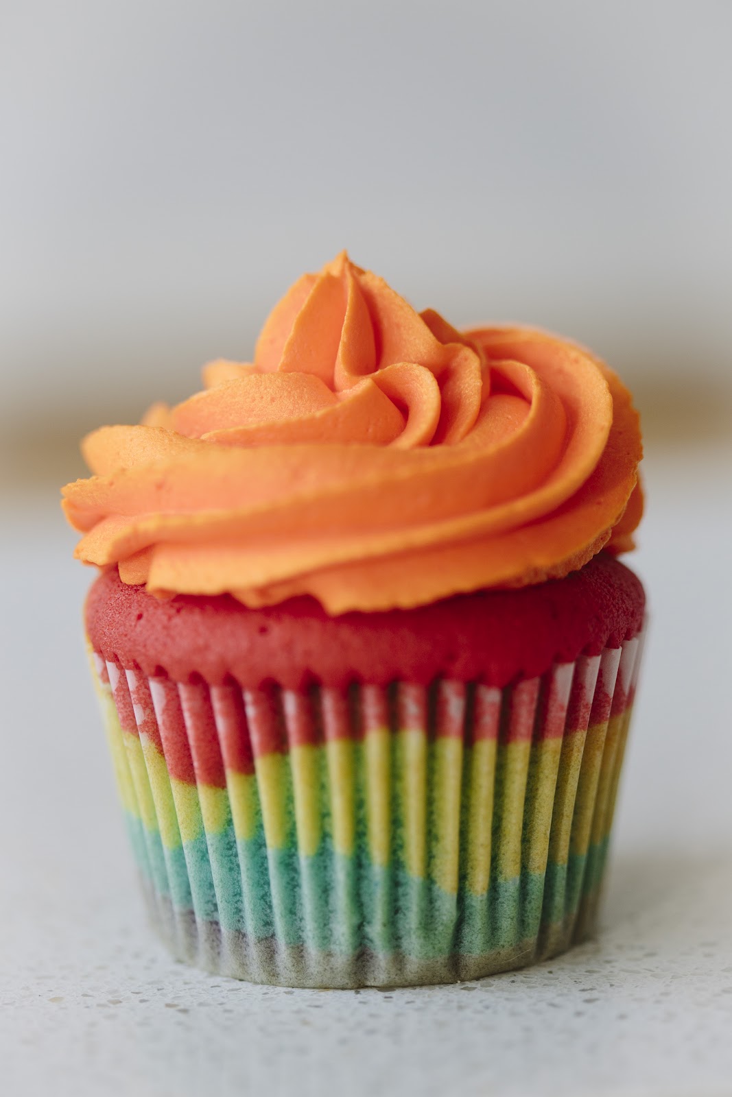 Little Paper Cakes: Gay Pride Rainbow Sponge Cupcakes - Professional Shots!