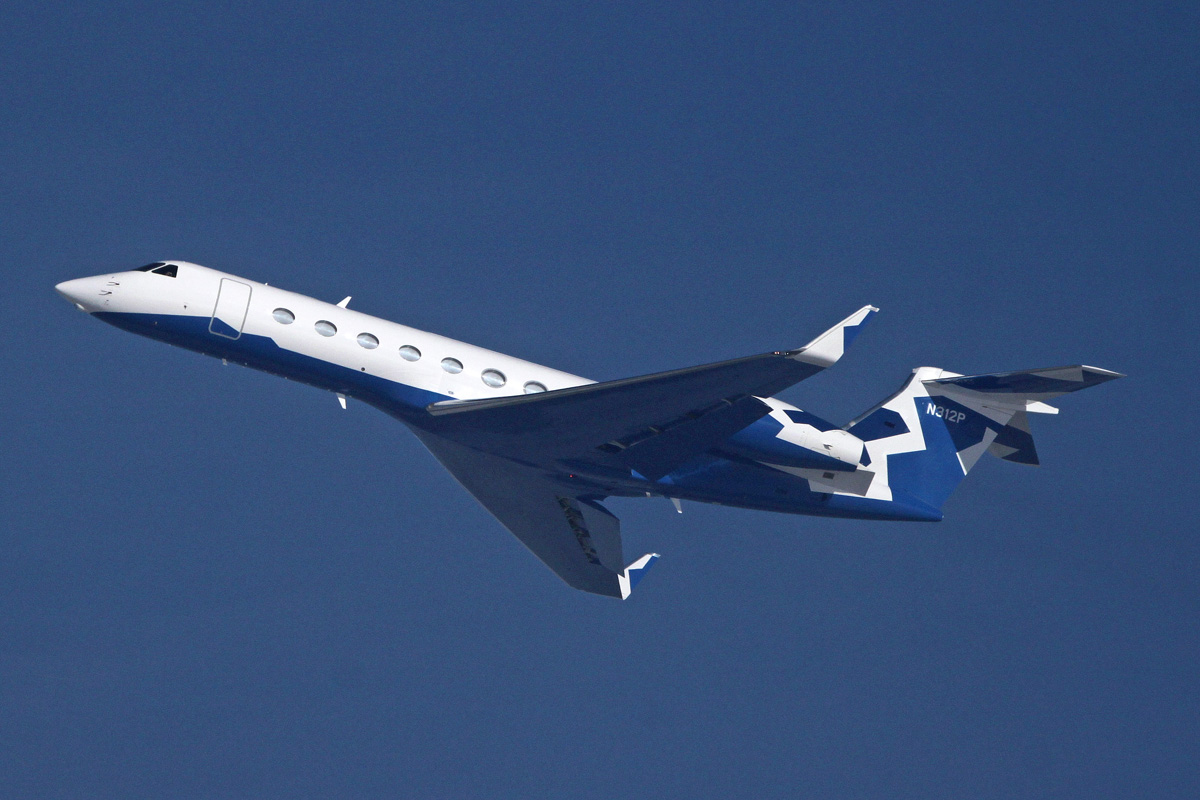 Planes and Trains - Planes 2013: N312P / Gulfstream G550 / Pritzker ...