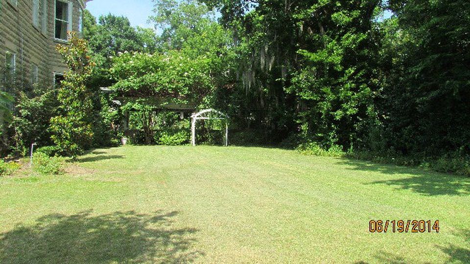 Sweet House Dreams: Brownstone Manor, 1870 Neoclassical Mansion in ...
