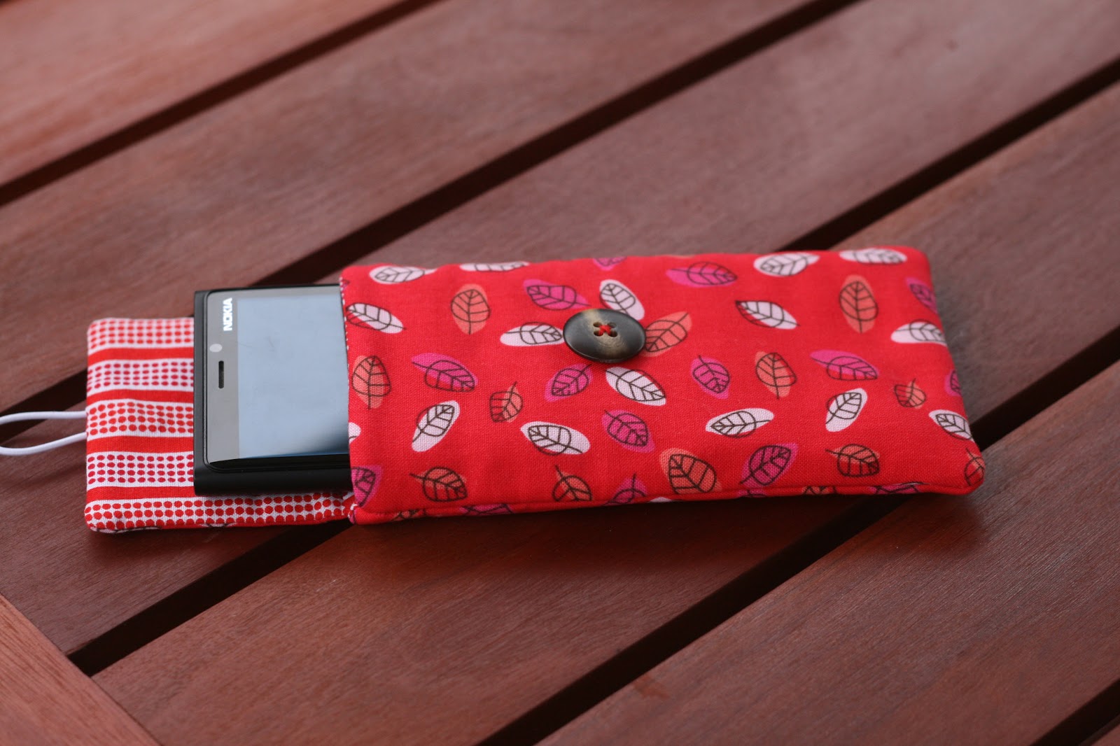 Threading My Way: Ten Electronic Gadget Cover Tutorials...