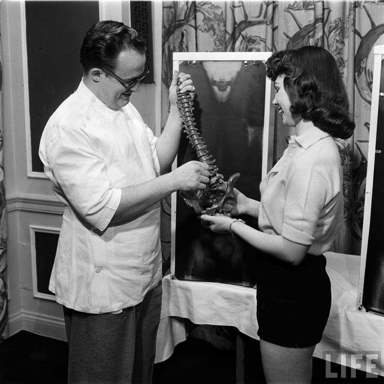 Miss Correct Posture: Pictures From a Chiropractor's Beauty Contest ...