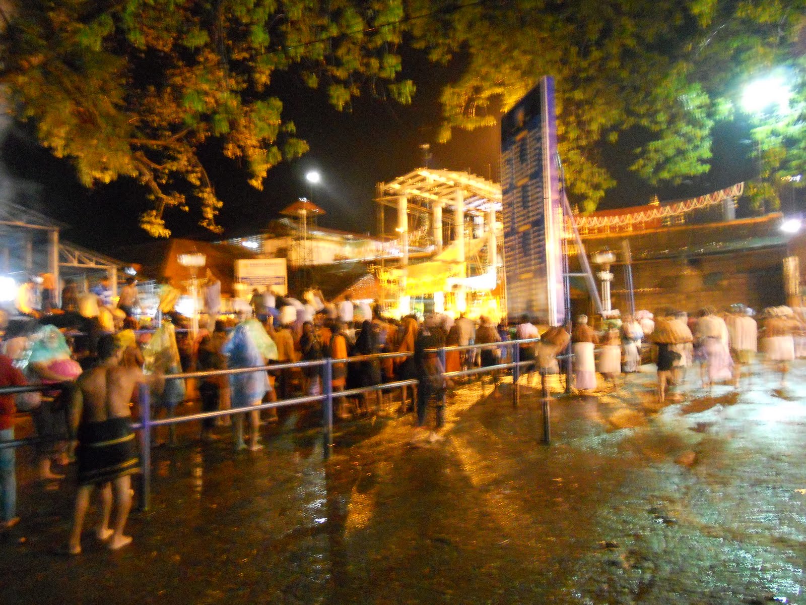 wallpapers name: Story of Sabarimala Temple - Sannidhanam & Shabarimala ...