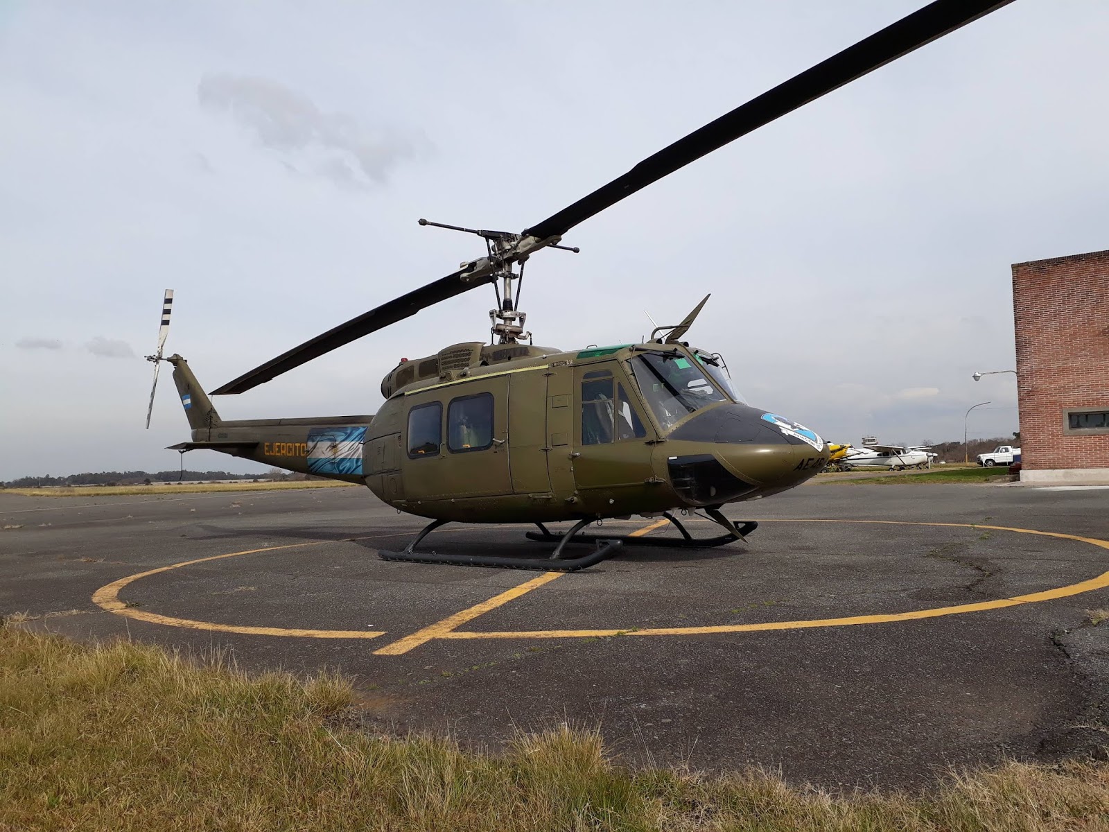 Historias Individuales: AE-464 Southwest Florida UH-1H c/n 10803