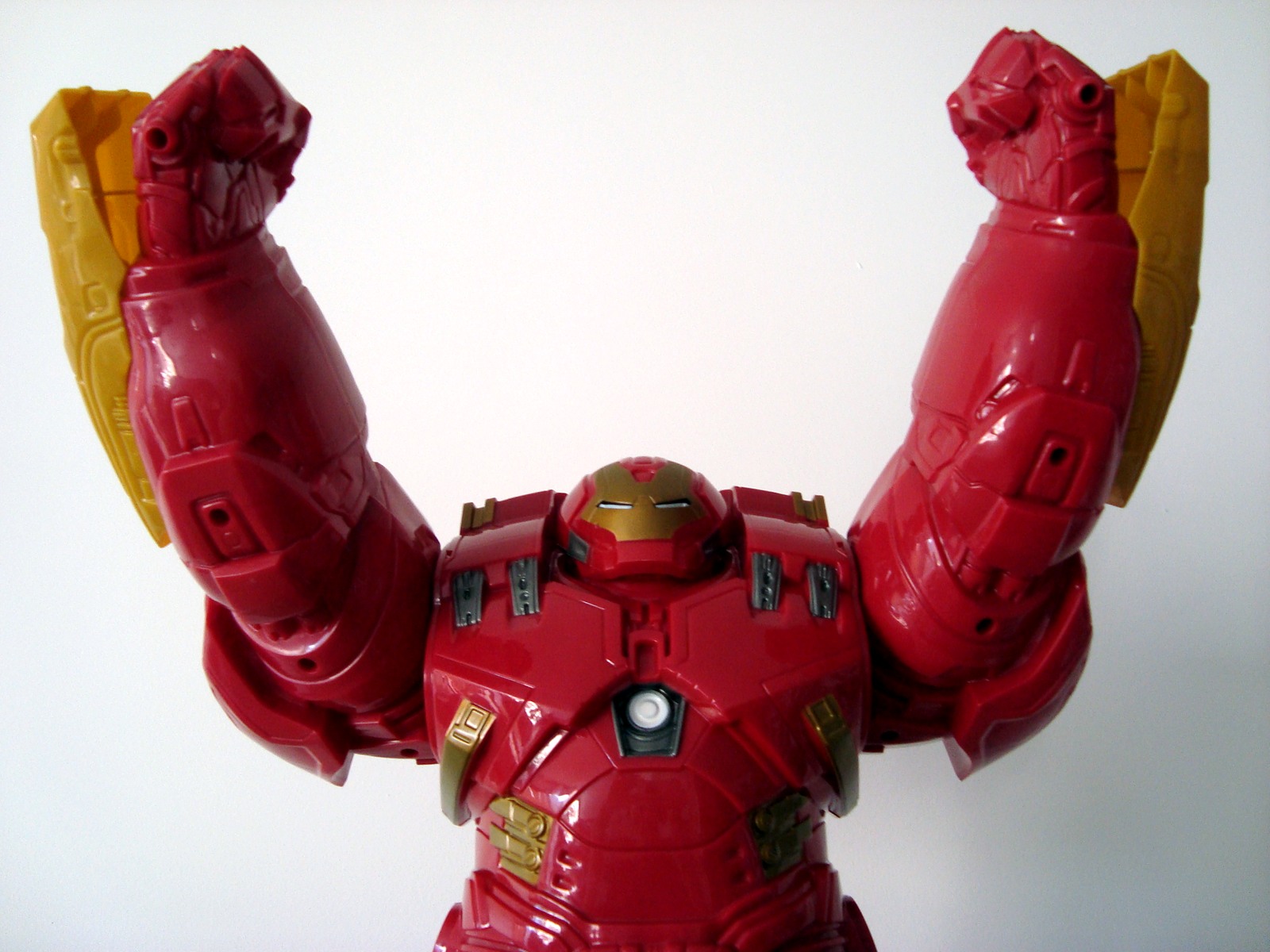 SUPER SHOGUN: HULK BUSTER ARMOR TITAN HERO SERIES - HASBRO