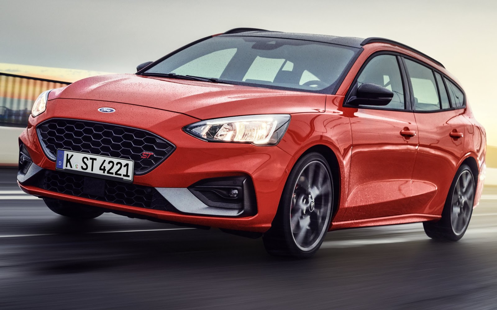 Novo Ford Focus Estate ST 2020 revelado na Europa - fotos
