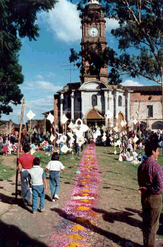 MAGIAS DE MÉXICO: PATAMBAN Y SU FIESTA DE CRISTO REY