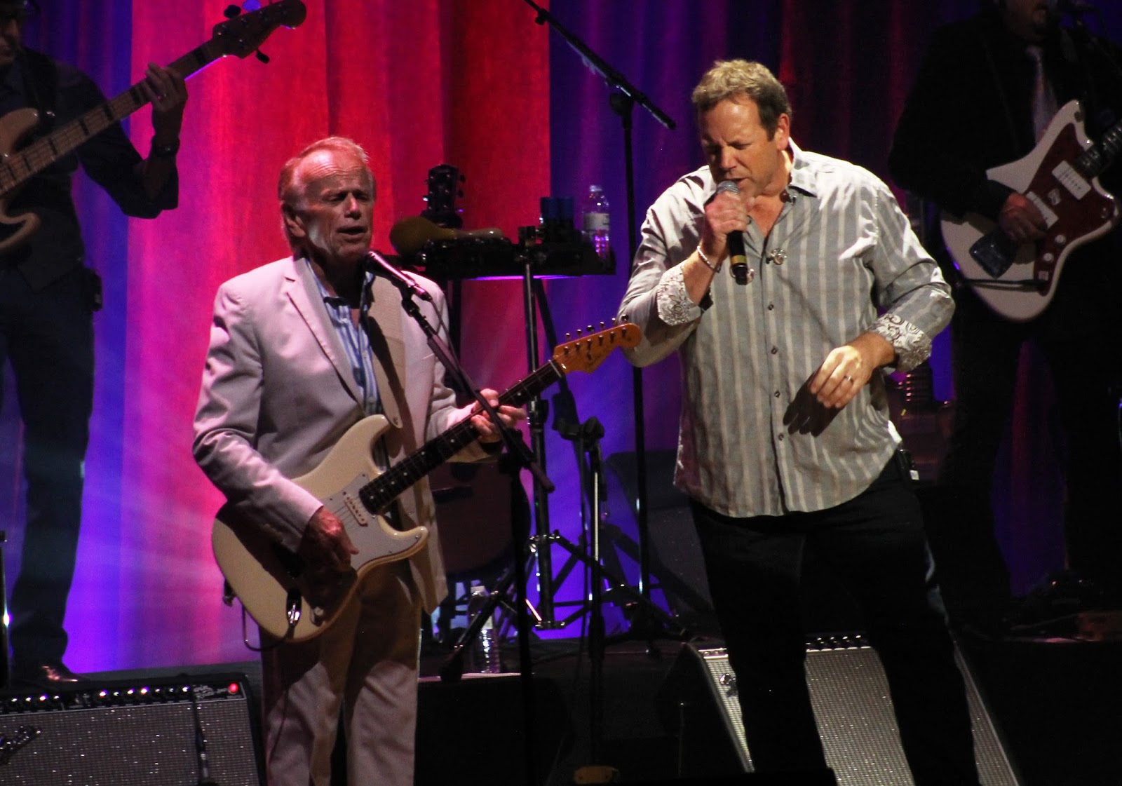 The Coston Chronicles: Brian Wilson Photos, Charlotte, NC, September 19 ...